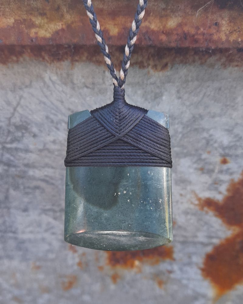 Toki - Medium – Shane MacIntosh Greenstone